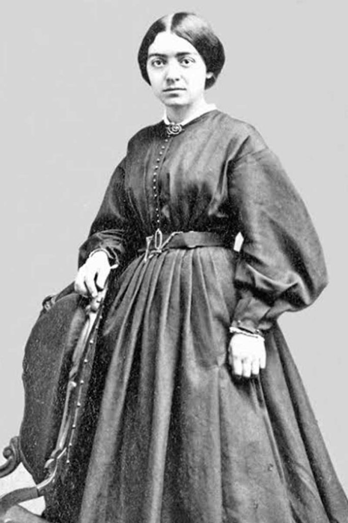 Women Doctors in History and Now - Emergency Care Services | No Wait ...